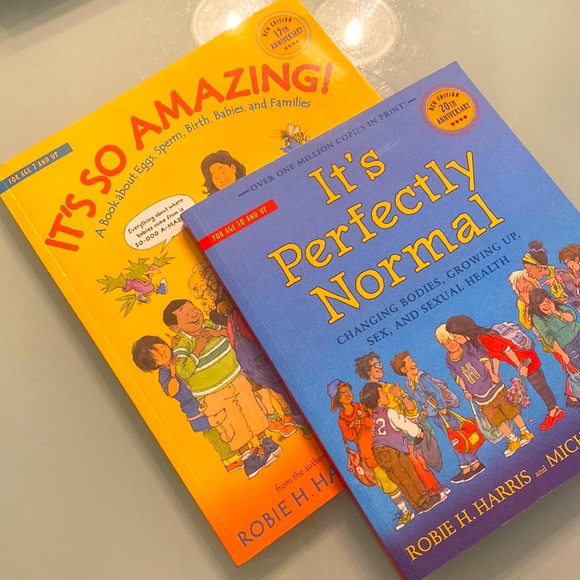 Other | New Preteen Book Set Its So Amazing And Its Perfectly Normal ...